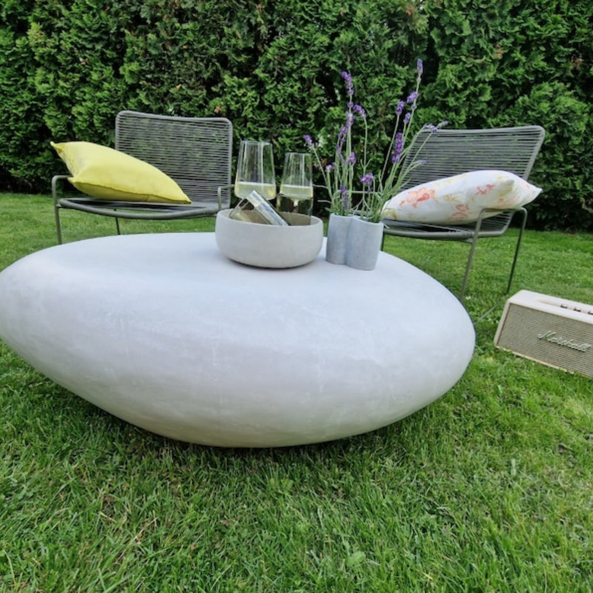 Irregular White Patio Table – Frame3dArt
